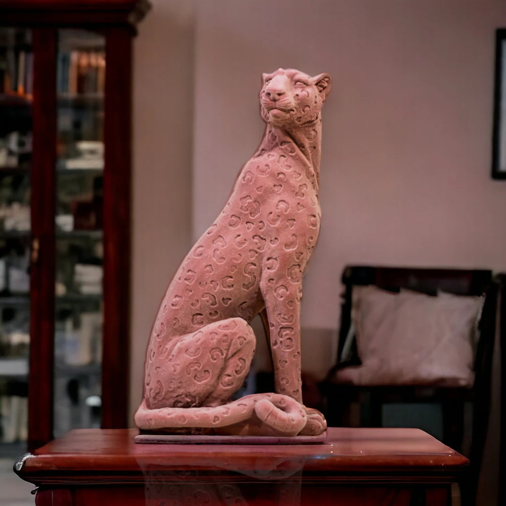 Handcrafted Wilderness Animal Figurines – Décor Helm